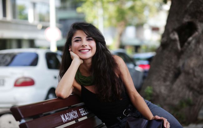 Müzik Habercisi :: Müzik Haberleri :: Yelda Altunal'dan Yeni Single ...